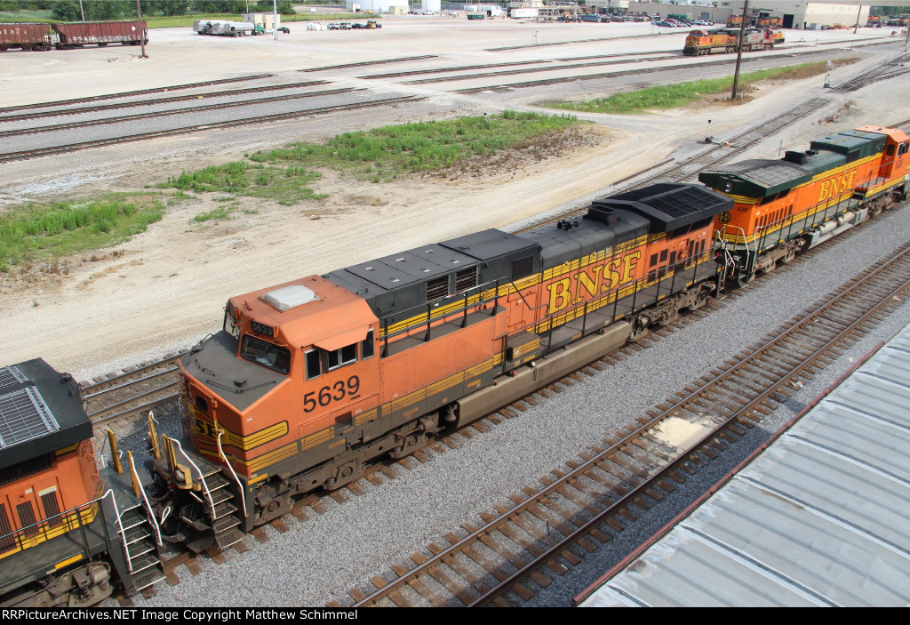 BNSF 5639